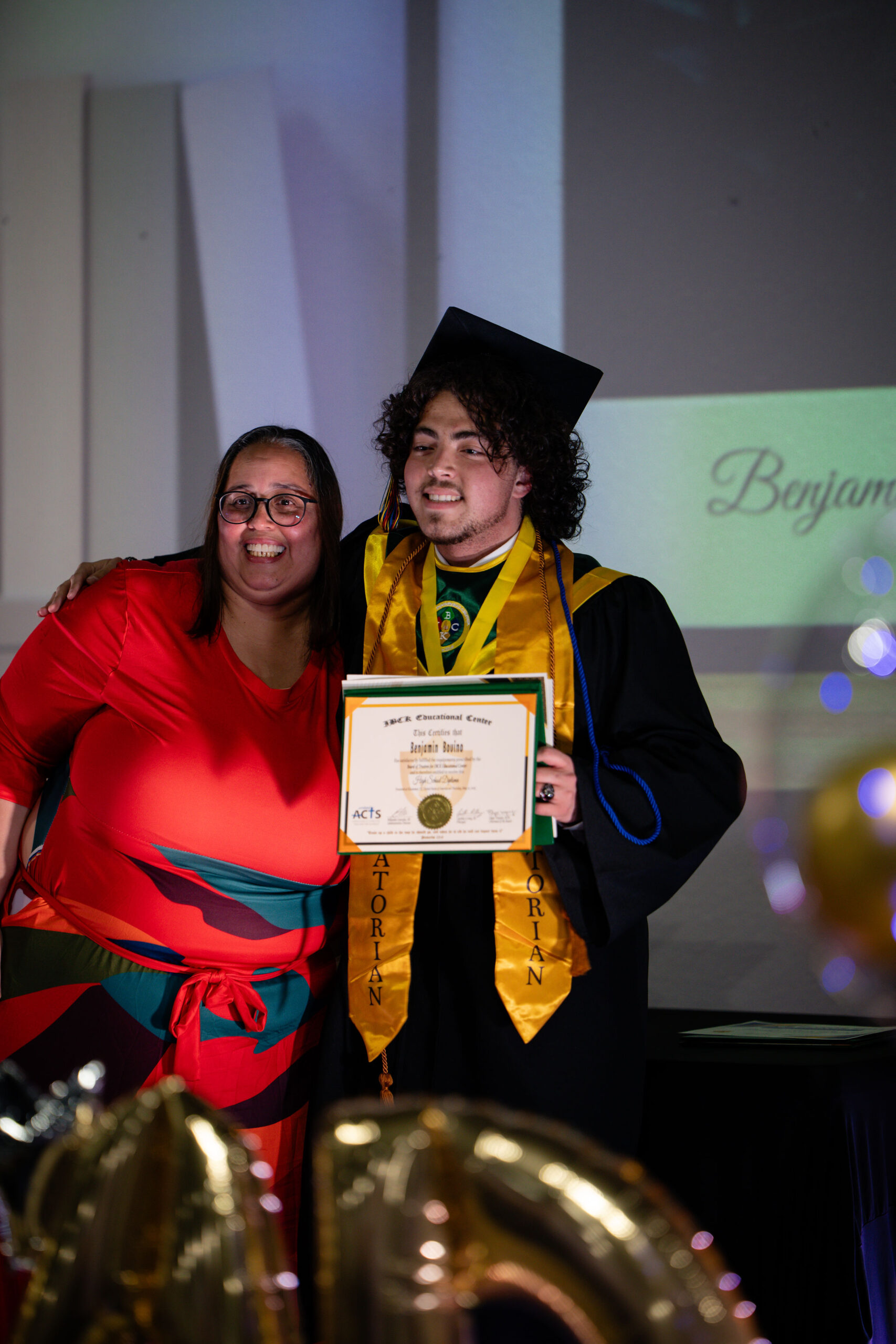 Gallery Seniors Graduation - IBCK EDU