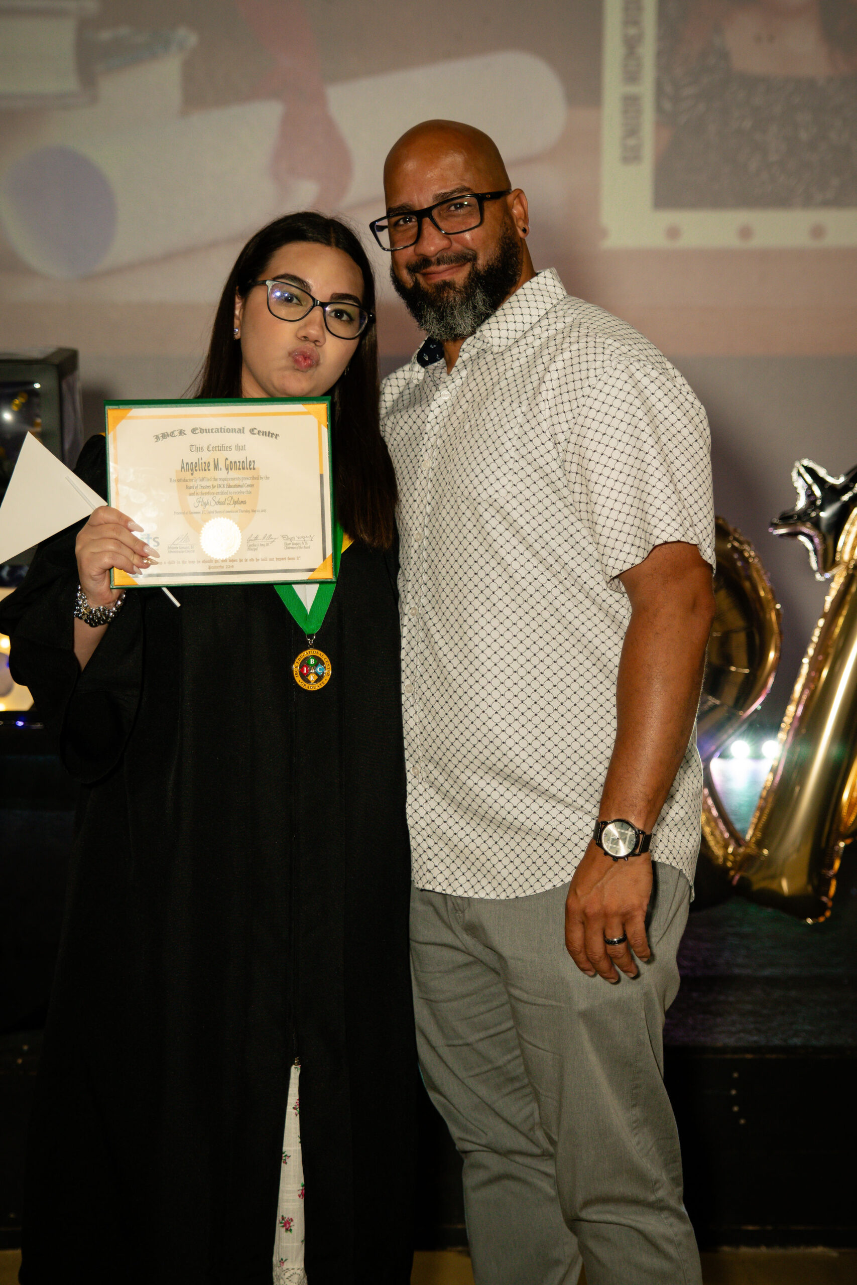 Gallery Seniors Graduation - IBCK EDU